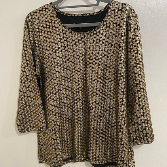 Rebecca Malone | Tops | Rebecca Malone Gold Patterned Blouse Xl ...